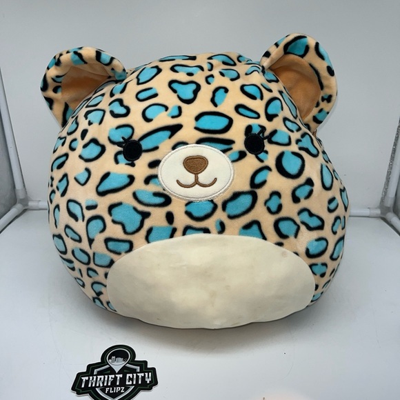 Squishmallows | Toys | Squishmallow Official Kellytoy Plush 2 Liv The ...